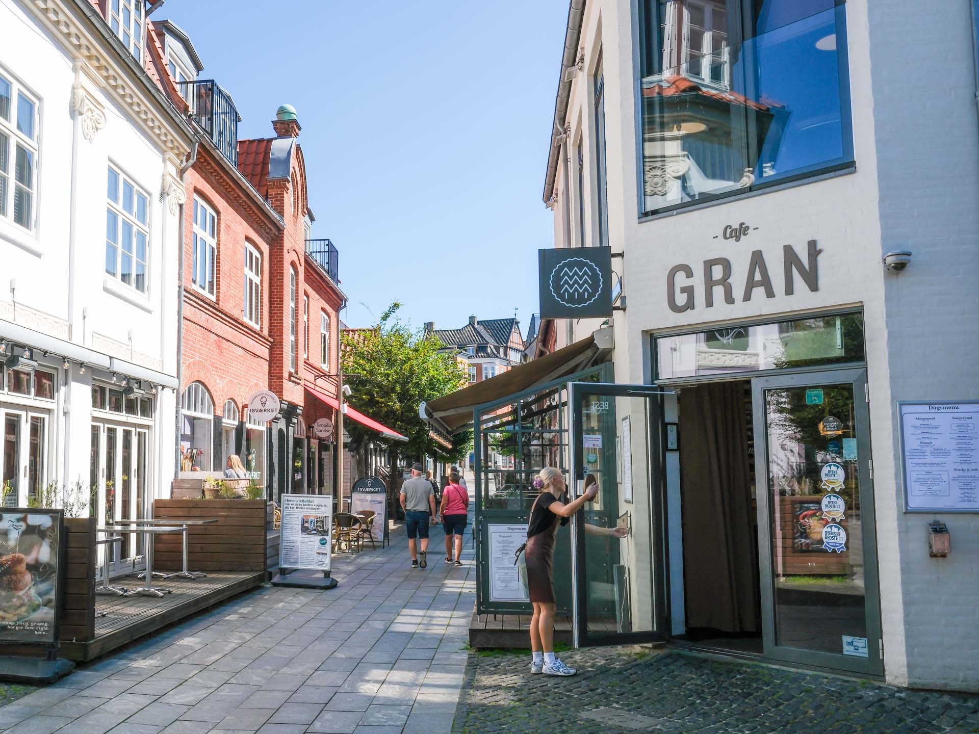 Grønnegade Horsens: Spisesteder, barer, natteliv, historie | Guide